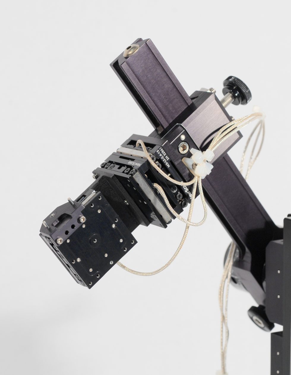 NeuroNexus, Cambridge, & Other Probe Mounts - New Scale Technologies