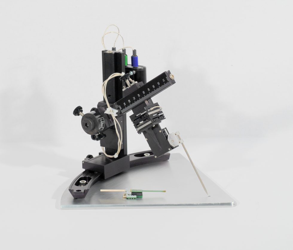 NeuroNexus, Cambridge, & Other Probe Mounts - New Scale Technologies